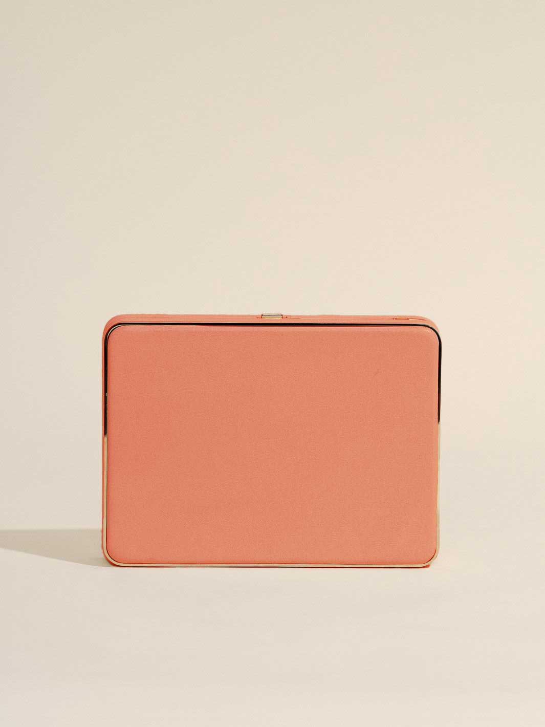 The Square Compact Case in Nappa – Hunting Season