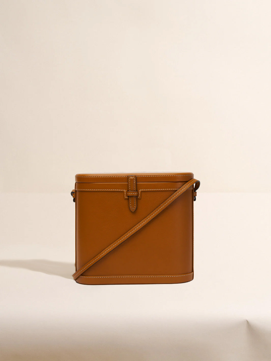 The Oval Trunk in Nappa Leather Crossbody Handbag – Hunting Season